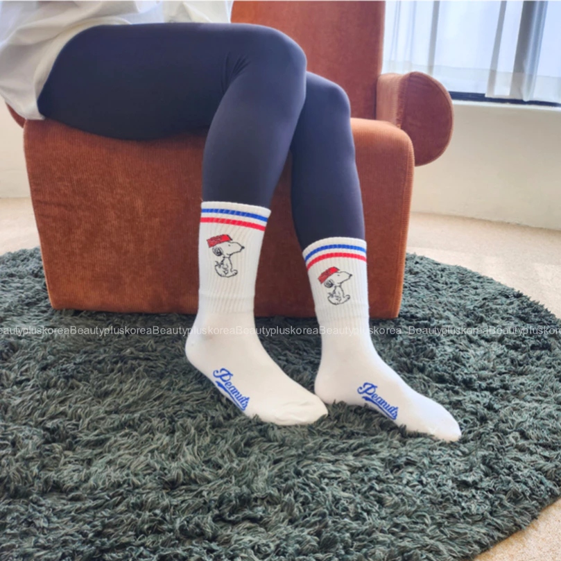 [SNOOPY] Two Lines Socks (Pilot / Hungry) | Shopee Singapore