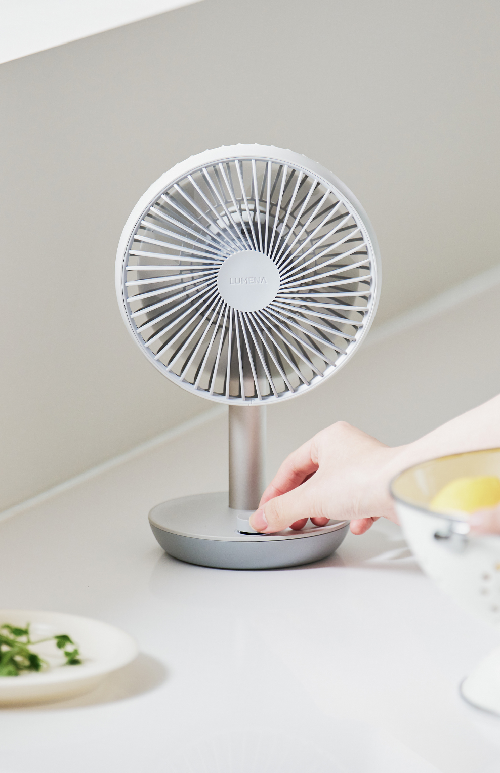 LUMENA STAND 3Z Table Fan Desk Fan USB Wireless Fan Portable Electric ...