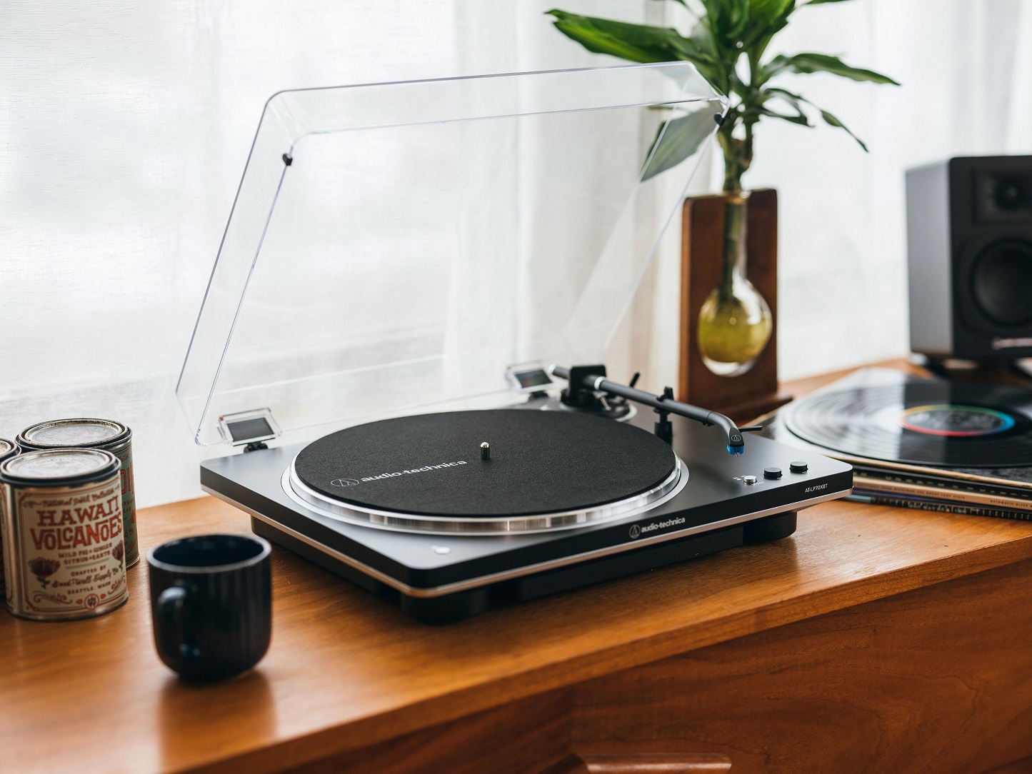 Audio-Technica AT-LP70XBT Fully Automatic Wireless Belt-Drive Turntable ...