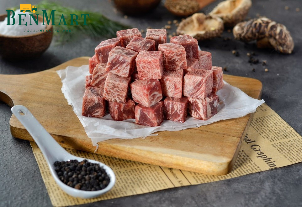 [BenMart Frozen] Farmchef Marble Saikoro Steak Beef Cube 500g ...