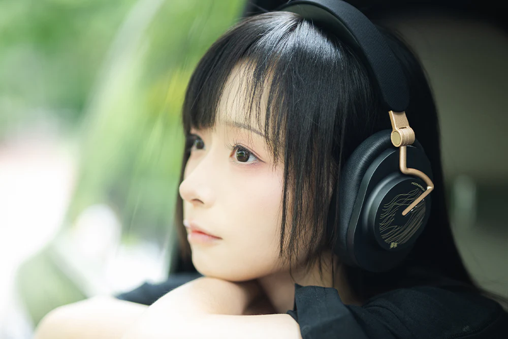 [🎶SG] MOONDROP x SINGER: EDGE 40mm Dynamic Driver Wireless Headphone ...