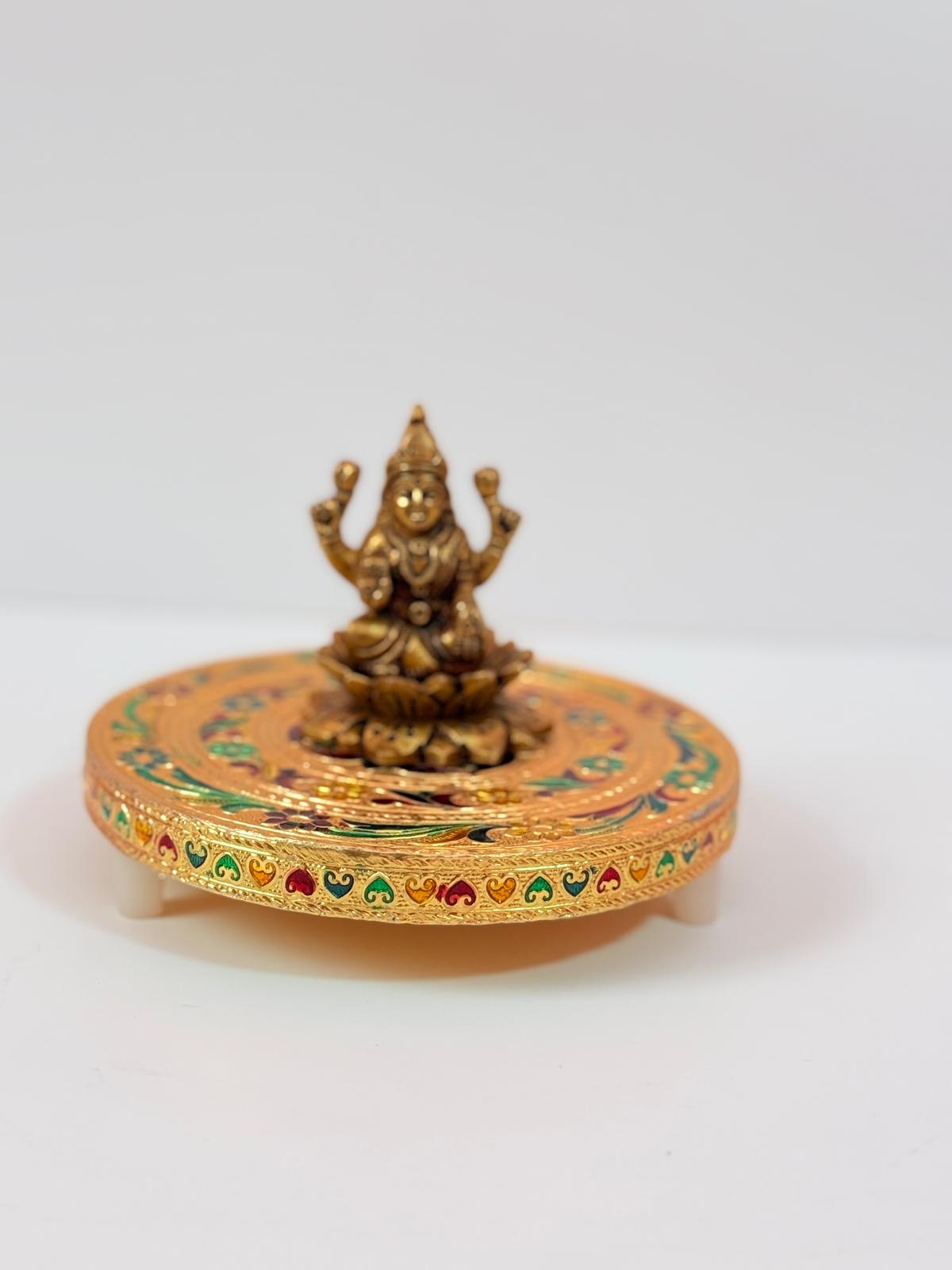 WOODEN GOLDEN MUKALI STOOL PEETA CHOWKI BAJOT WITH MEENAKARI DESIGN ...
