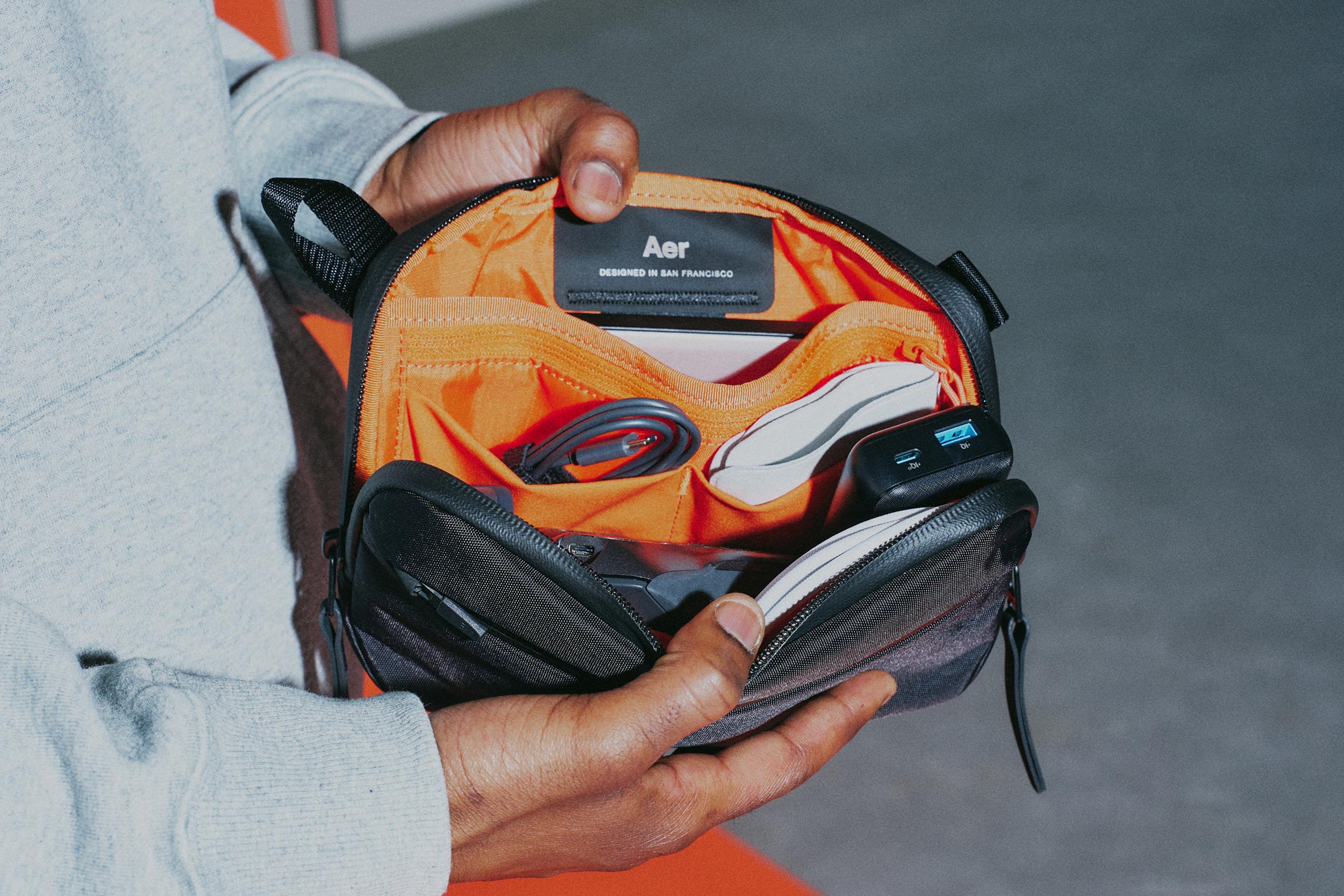 Aer Slim Pouch 2 X-Pac - Travel Essentials | Shopee Singapore
