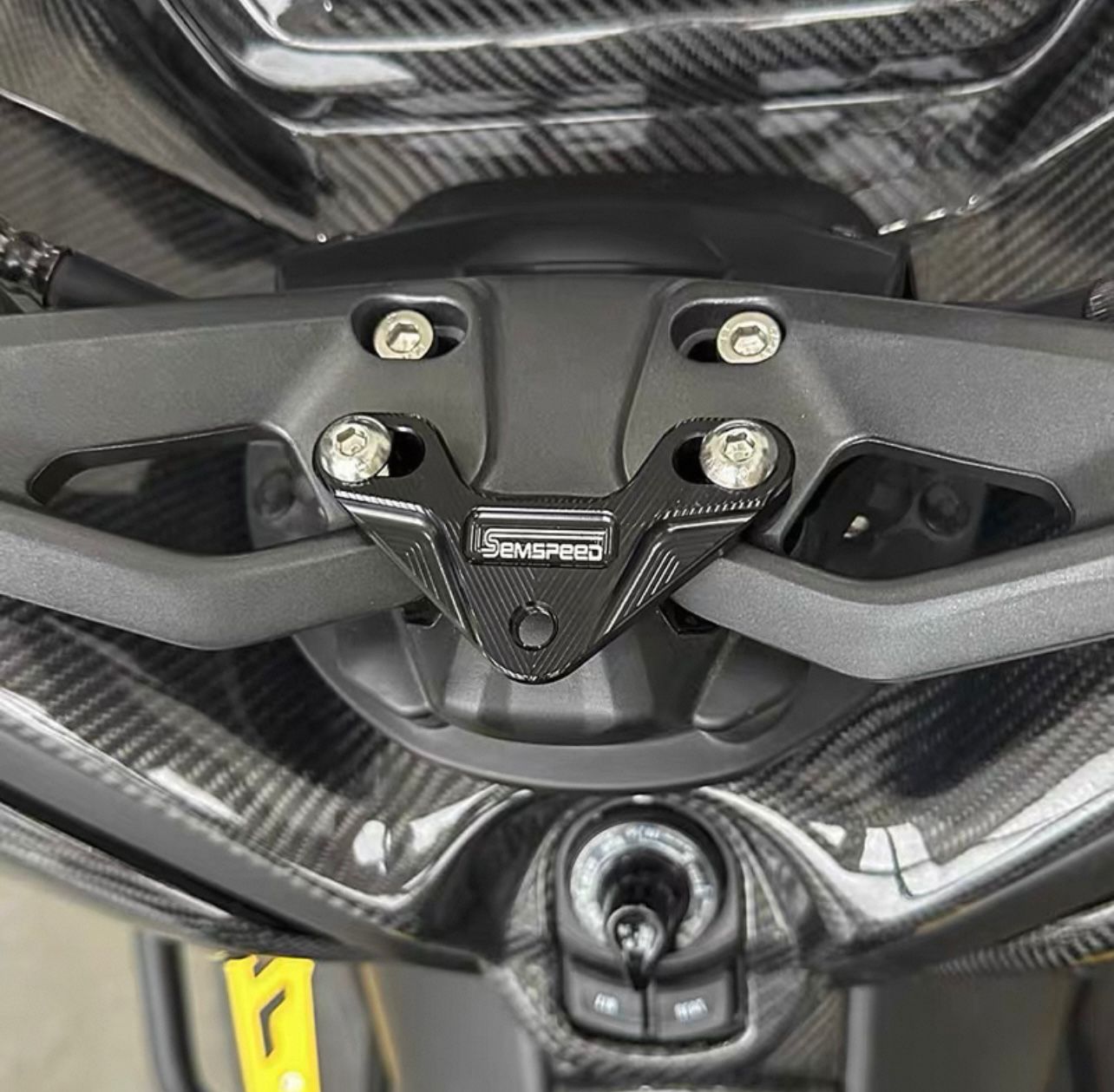 Semspeed Xmax Naked Handlebar Bracket for Quadlock Phone Holder ...