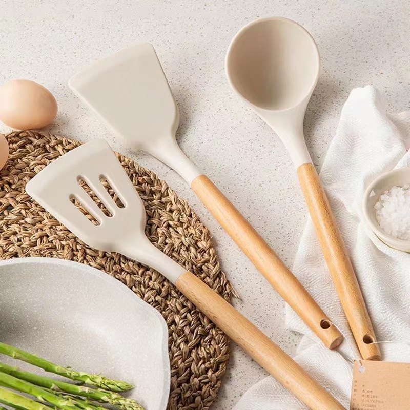 Silicone Kitchen Utensils Wooden Handle Non-stick Food Grade Silicone ...
