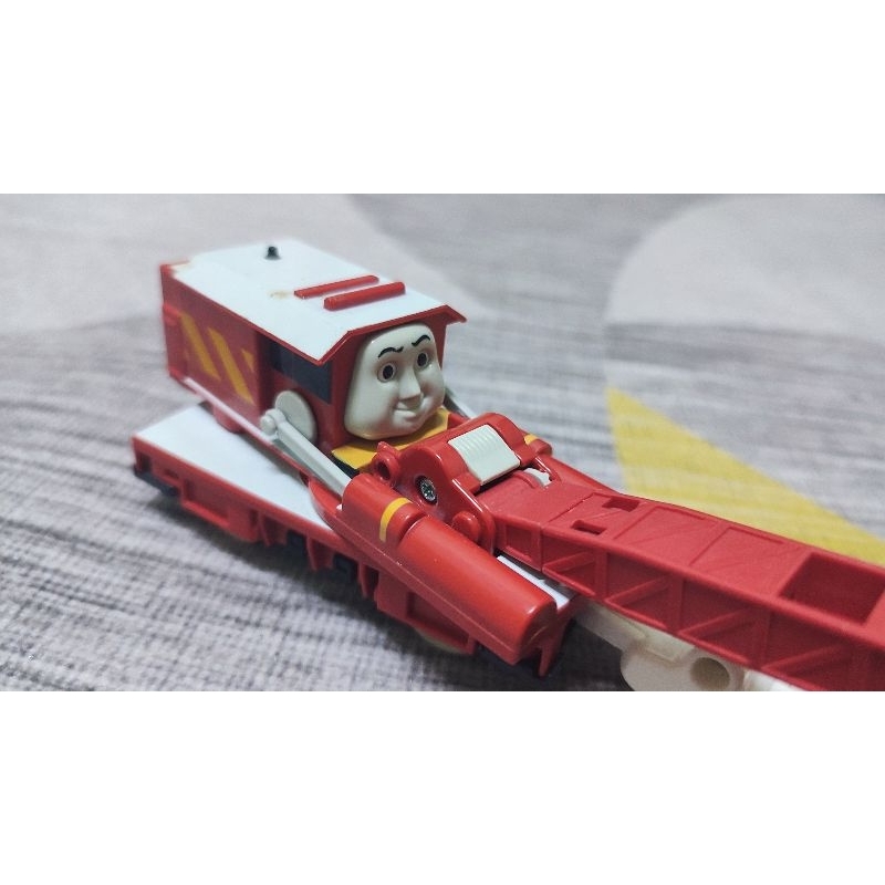 Tomy Plarail Thomas Rocky Train Tow Convoy | Shopee Singapore