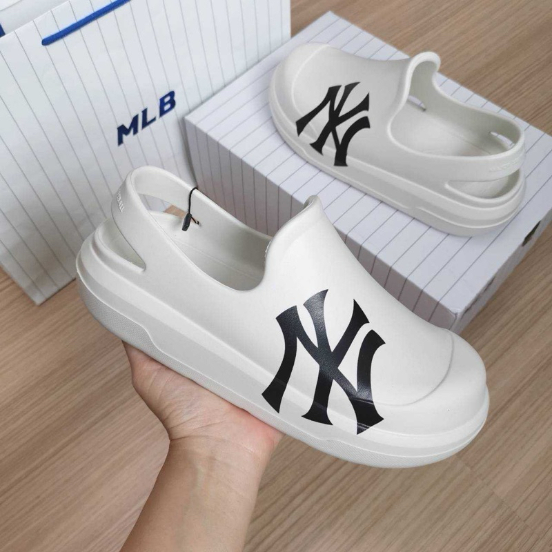 !!️ Size 44eur MLB Chunky Bouncer Clog Sandal NY Tap White logo ...