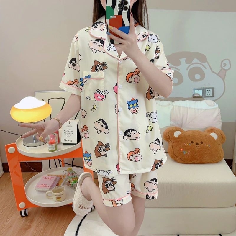 Italian Silk Pajamas Chest 43 Patterns Crayon Shin-chan (Crayon Shin ...