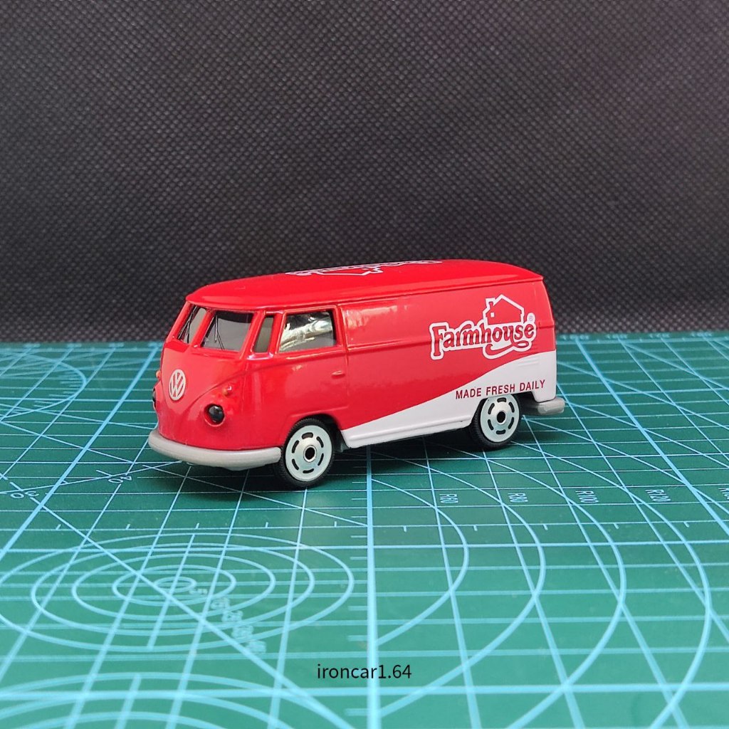 majorette volkswagen VW T1 Classic Car Farmhouse Pattern | Shopee Singapore