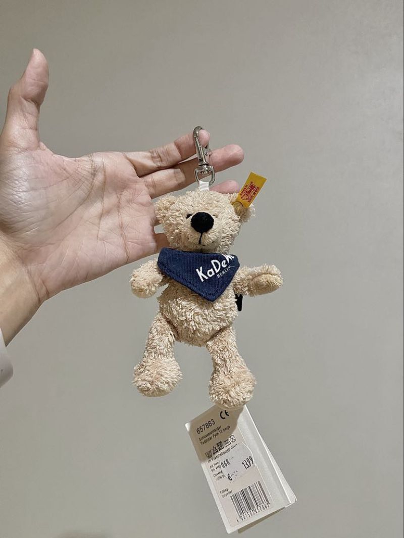 Keychain Bear Steve Cream Scarf Teddy (Steiff) | Shopee Singapore