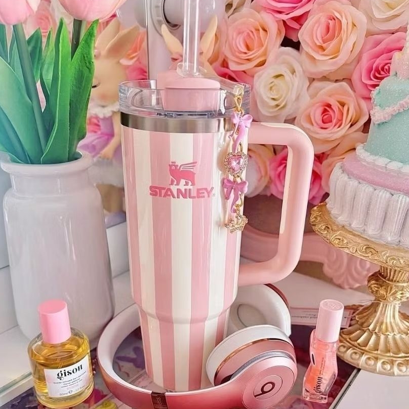 Stanley Quencher H2.0 Flowstate Tumbler – Oasis Collection 887ml/1.18L Temperature-Retaining ...