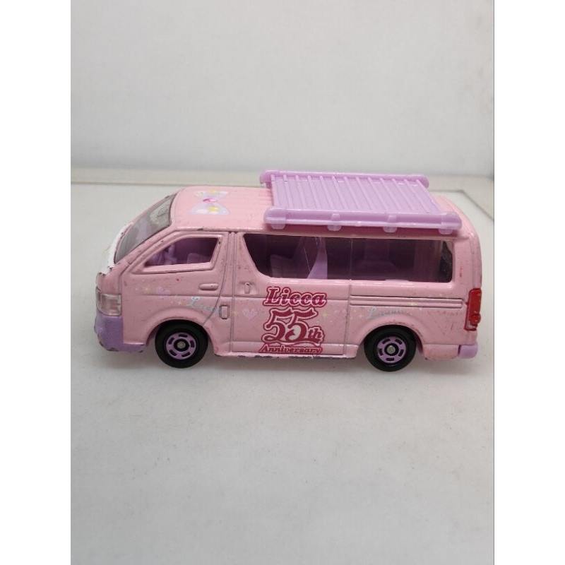 Tomica Toyota HIACE Diecast Model Car | Shopee Singapore