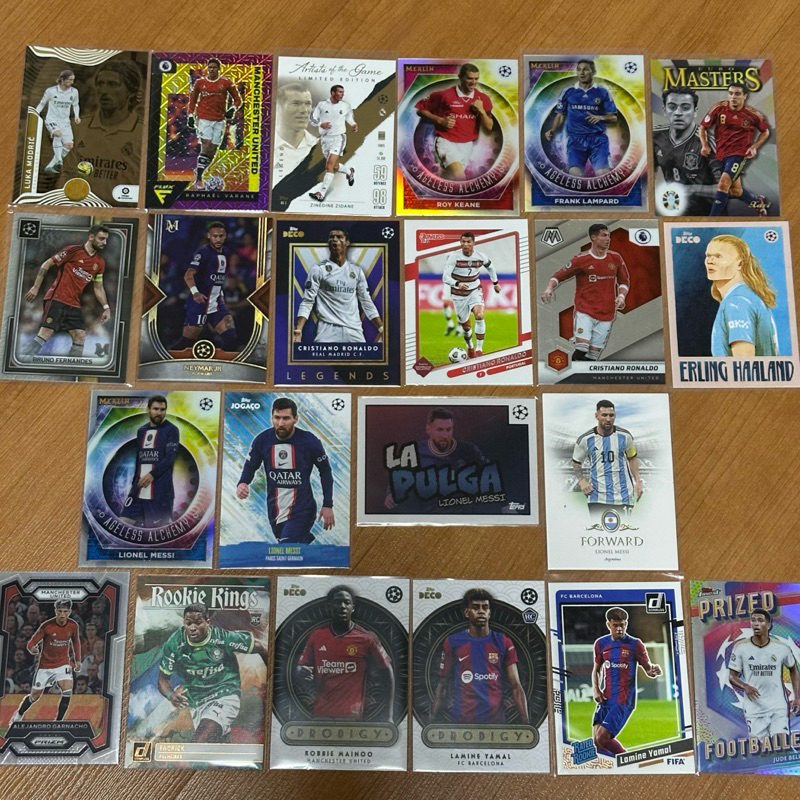 Football Collection Card Set Includes RONALDO MESSI And YAMAL MAINOO ...