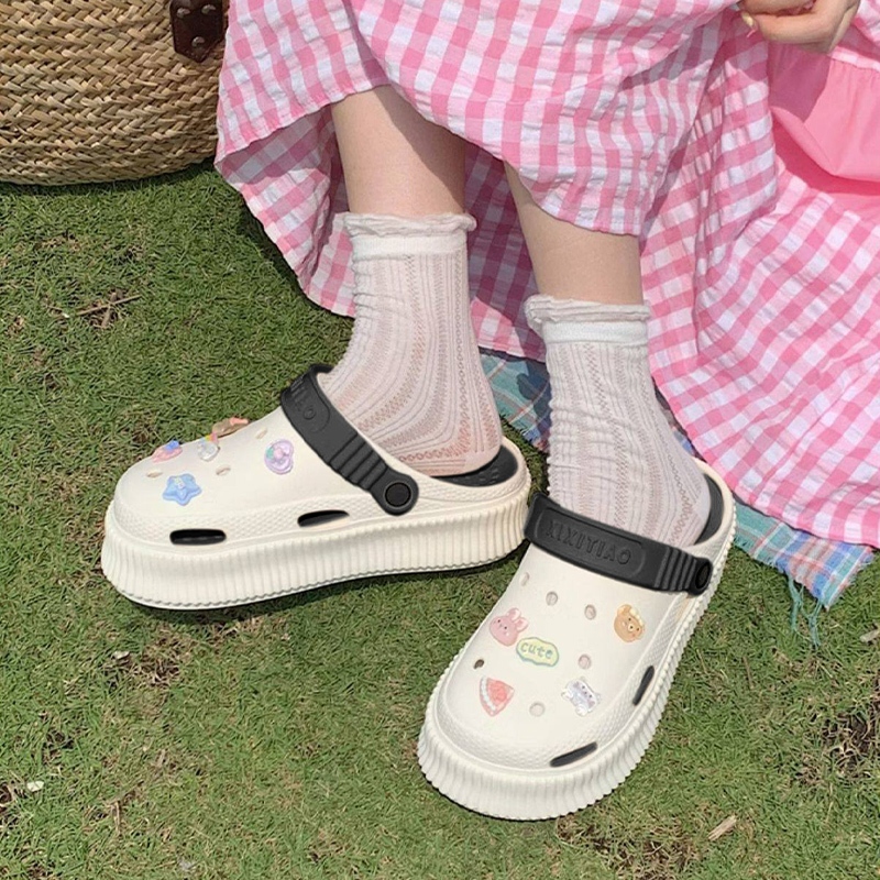 New Products Fashion Big Toe Shoes Cute Colors Chic Two-Tone Color Work. Lightweight Soft Floor ...