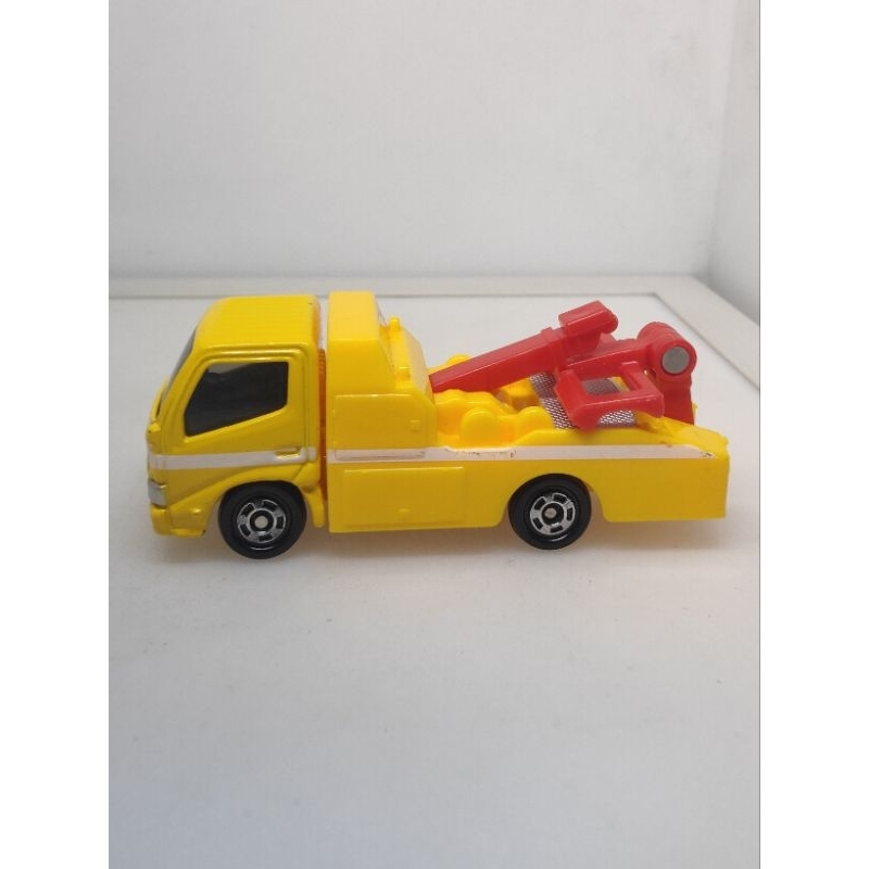 Tomica Toyota DYNA Forklift Diecast Model | Shopee Singapore