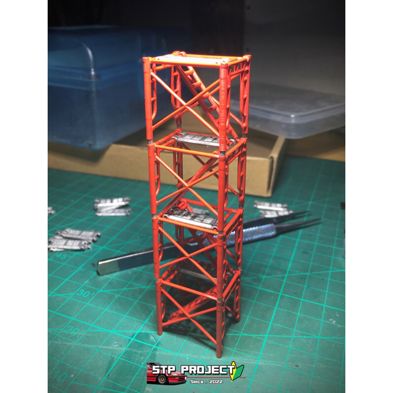 1:64 Scale Scaffold Frame Set 1 Of 2 Pieces Connected As Shown In The ...