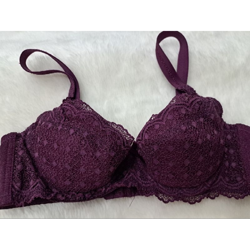 M5 Bra Size B75 With Thin Bubble Frame Second Hand. | Shopee Singapore