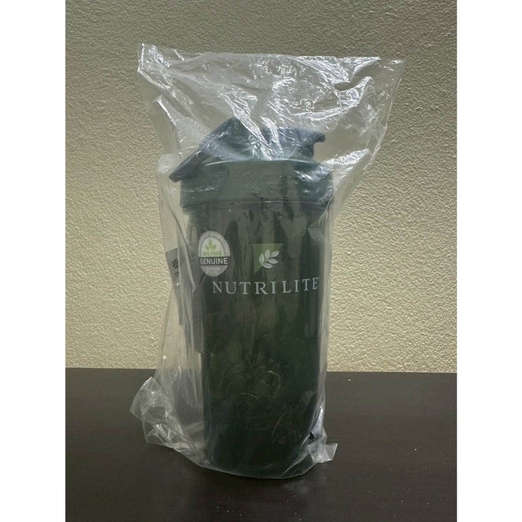 Nutrilite Shake Mug + Shake Shaker Blender Bottle By Amway | Shopee ...
