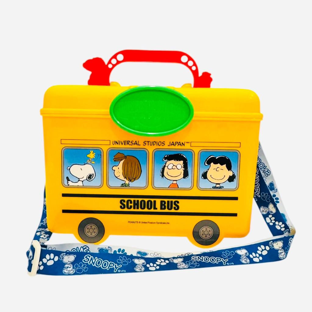 Snoopy Collectibles USJ School Bus Universal studio Japan | Shopee ...