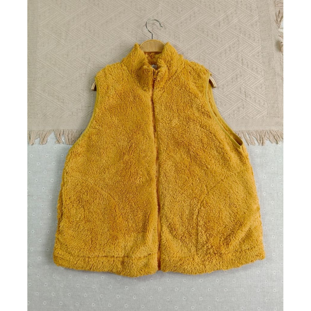 Yellow Freeze Vest With Front Zipper And Side Pockets Bust 48 Length 24 ...