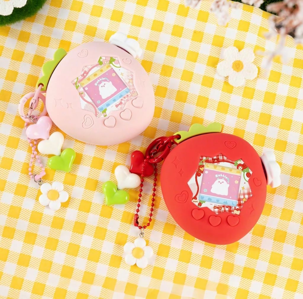 ! Tamagotchi Paradise Strawberry Case Complete Set 1 Has 6 Pieces ...
