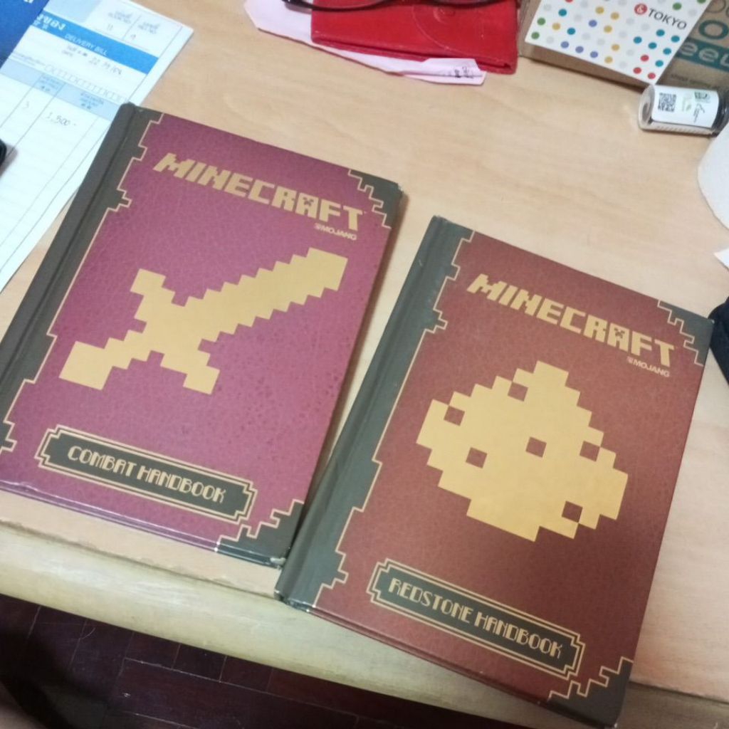 MINECRAFT handbook (used) | Shopee Singapore