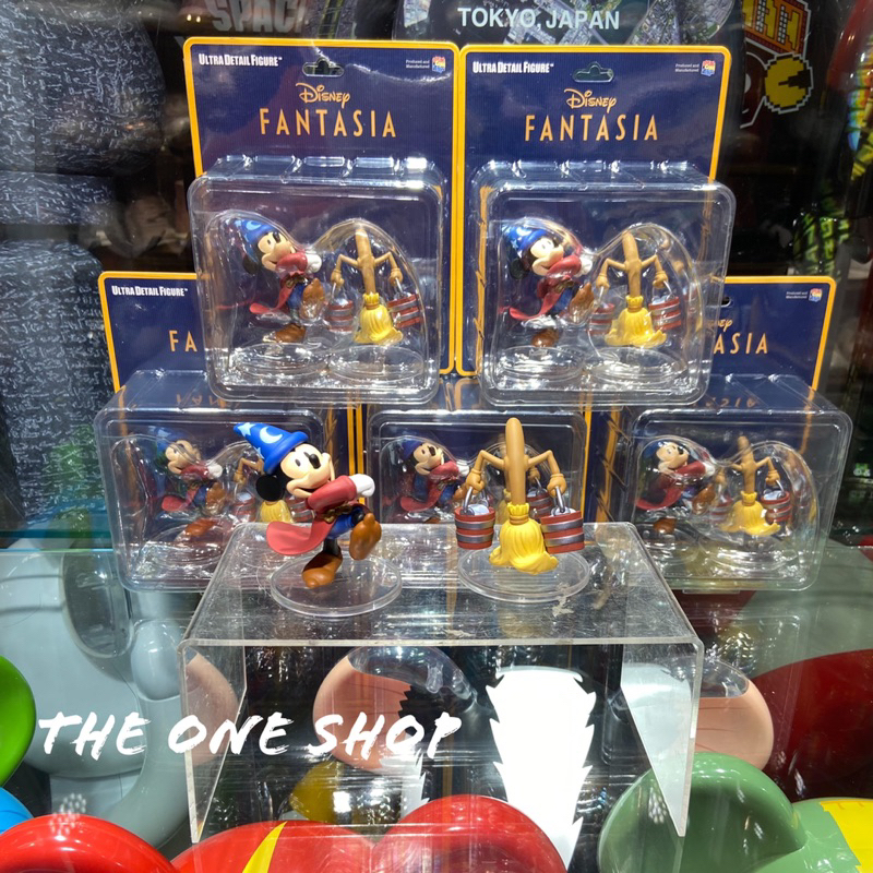 MEDICOM DISNEY FANTASIA MICKEY MOUSE & BROOM Magic | Shopee Singapore