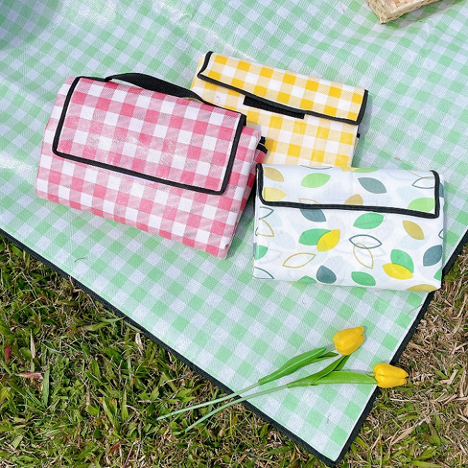 Portable Plaid Waterproof Picnic Mat Camping Large/Medium Small Leaves ...