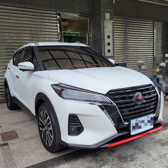NISSAN KICKS 1.5th Generation [Front Air Dam Trim Color Change Sticker ...