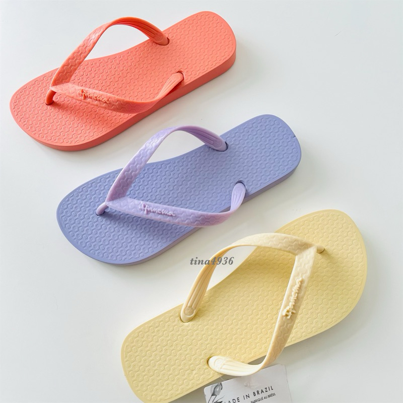 IPANEMA CLASSICA FEM Girls Brazilian Slippers (Brazil Classic Broadband ...