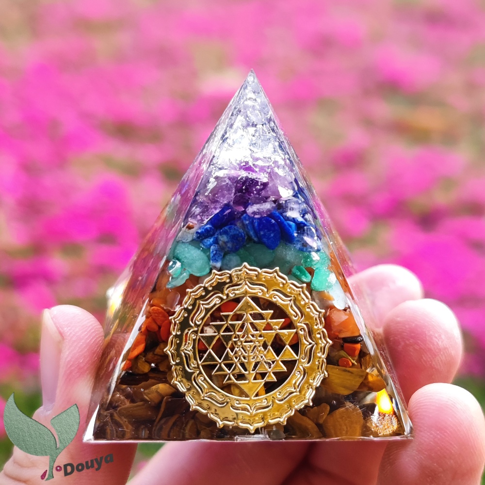 7 Chakra Orgone Pyramid Orgonite Pyramids for Energy Healing Love ...