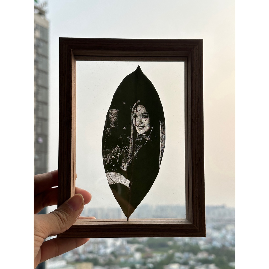 Engrave Portraits On Leaves As Required | Shopee Singapore