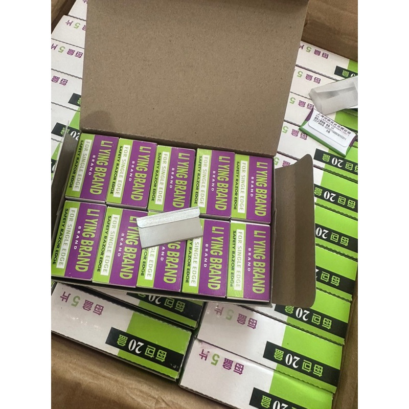 Stamped EAGLE WALKING (big box with 10 small boxes) | Shopee Singapore