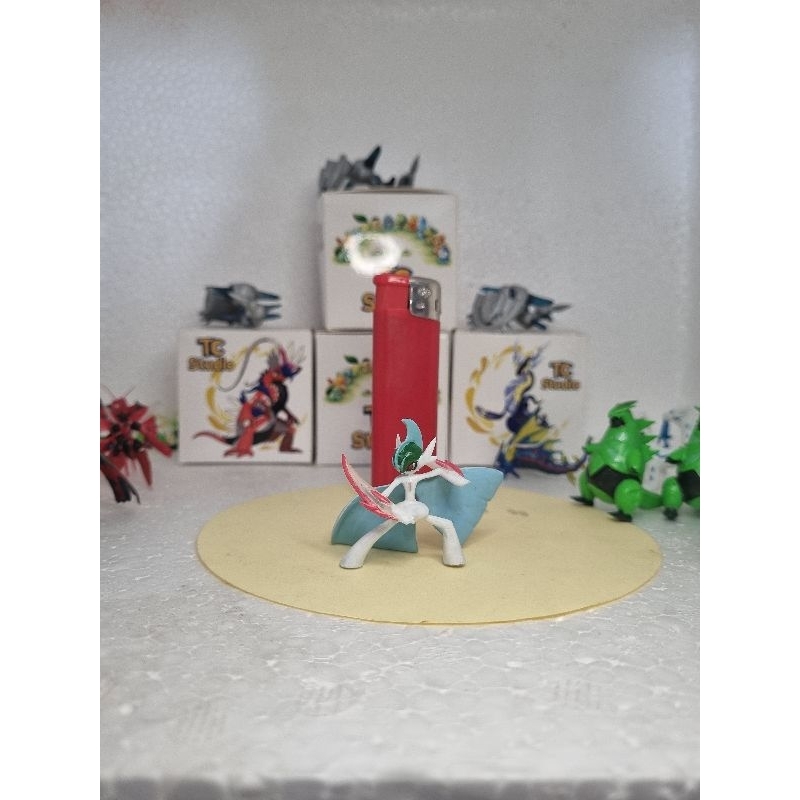 Pokemon Mega Gallade 475 Figure - resin Model | Shopee Singapore