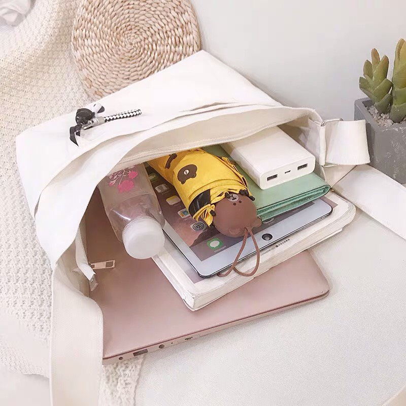 K011 Tote Bag Wide Form Canvas Canvas Small Compartment 2 Color ...