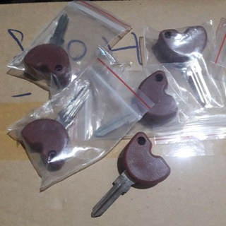 Piaggio brown key blank for Vespa, Piaggio Fly, Liberty (note chip not ...