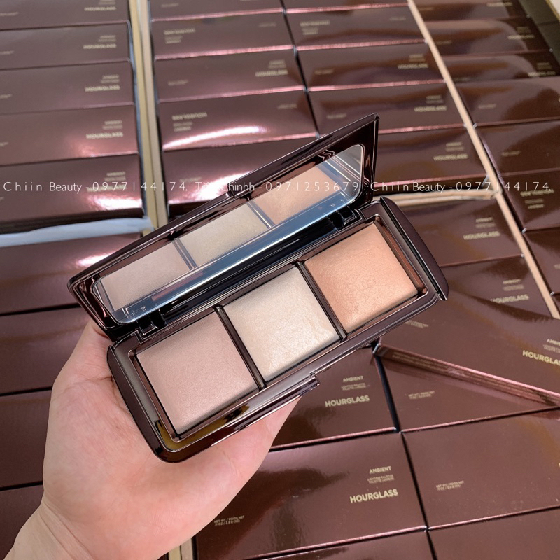 [ChiinBeauty] - Hourglass 3-panel Ambient Lighting Highlight Palette ...