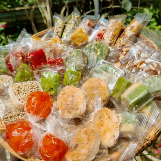 100g country candy mixed with many flavors (Trial sample) | Shopee ...