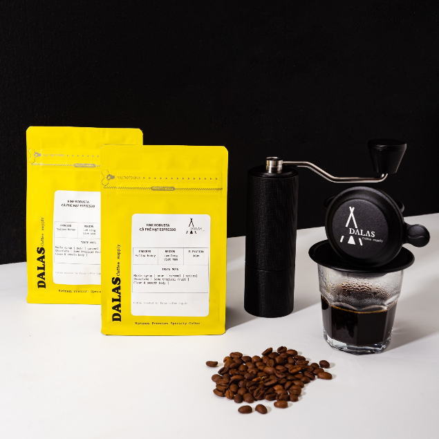 Fine Robusta coffee beans, 100% rustic roasted pure specialty coffee ...