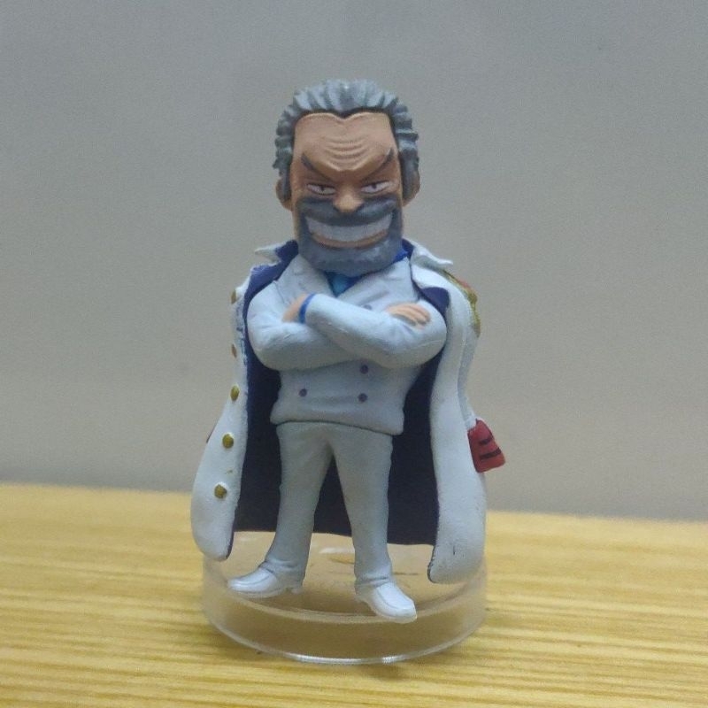 One Piece Garp character model gacha version | Shopee Singapore