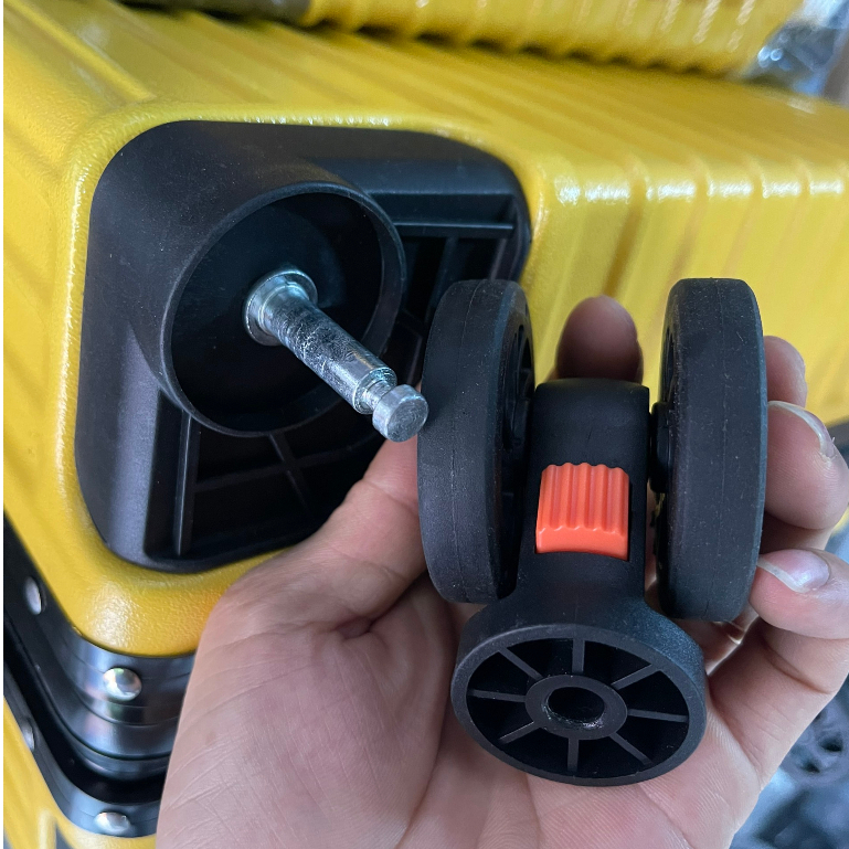 Replacement wheels with removable latches for collapsible aluminum ...