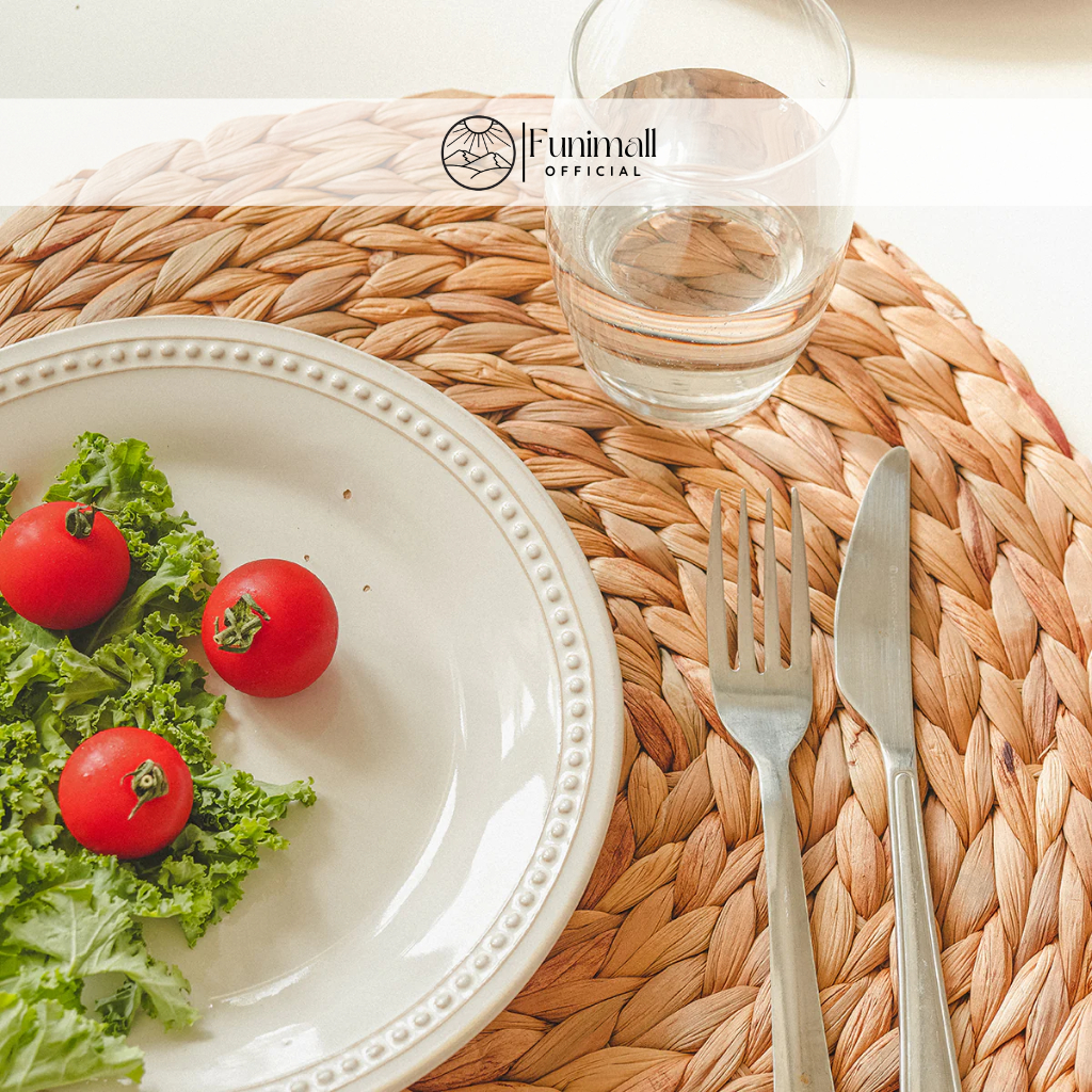 Water hyacinth liners are used to line plates/decorate in restaurants ...