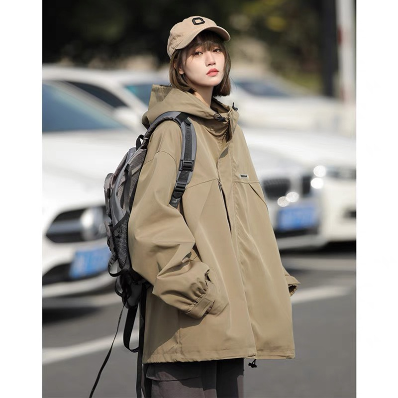 ESSENTIALS APT Unisex men's and women's windJacket from wide, high ...