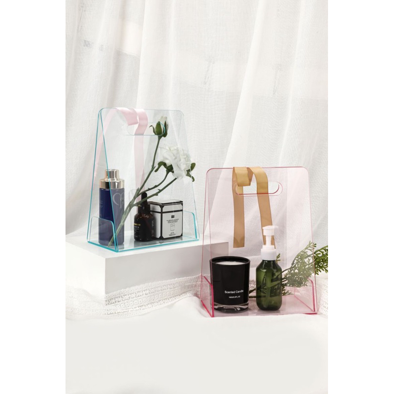 Transparent mica gift box with flower arrangement for super luxurious ...