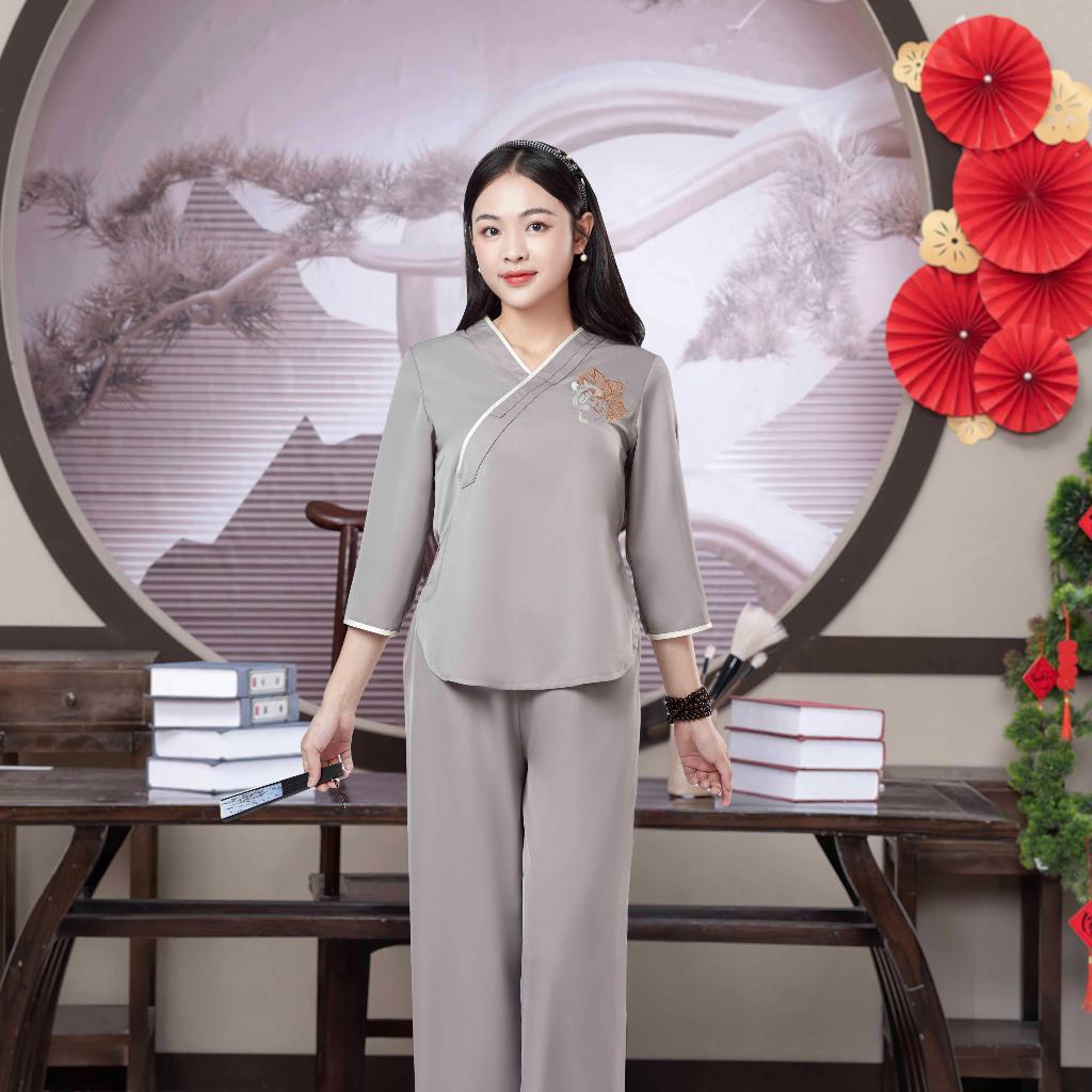 Dharma clothes for going to the temple embroidered with the heart in ...