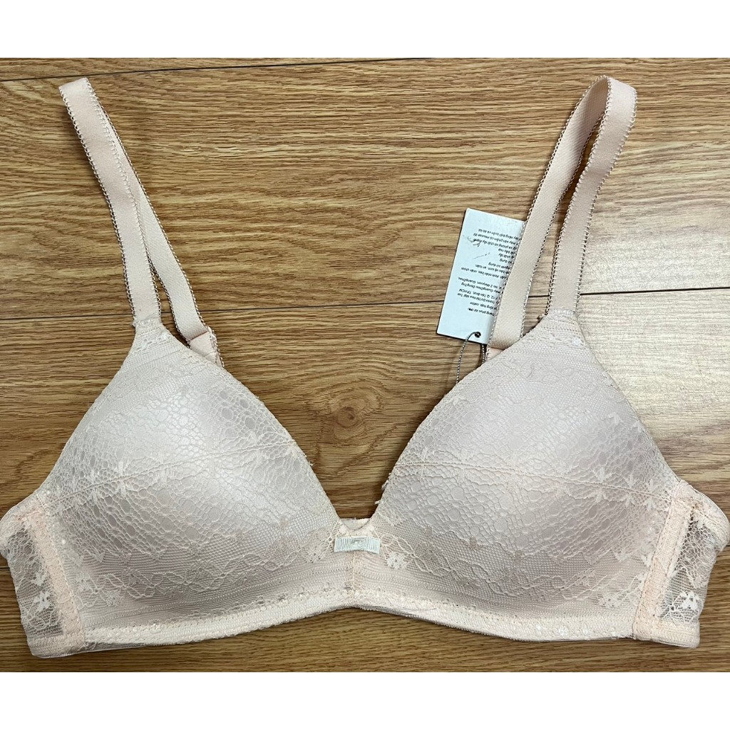Young Heart rimless bra Y23-20004 size 75B (34B) | Shopee Singapore