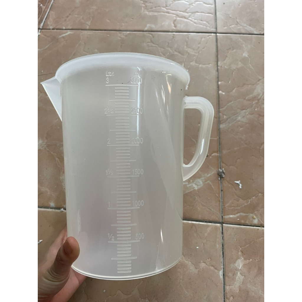 Plastic measuring cup, cup with 3L measuring scale | Shopee Singapore