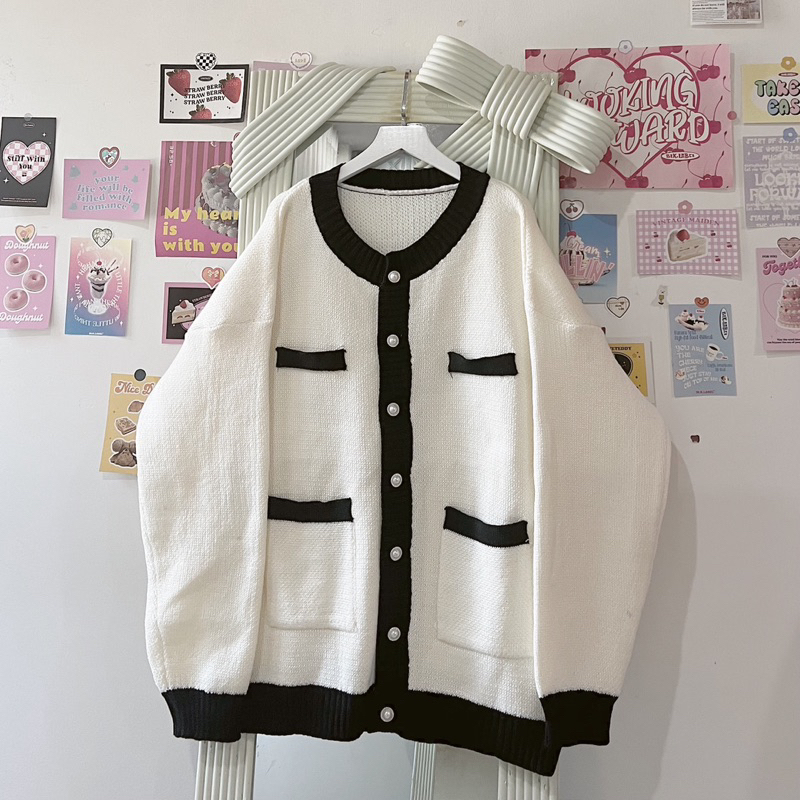 Jaded WHITE WOOL CARDIGAN 4 POCKETS WIDE FORM ROUND NECK OVERSIZE ...