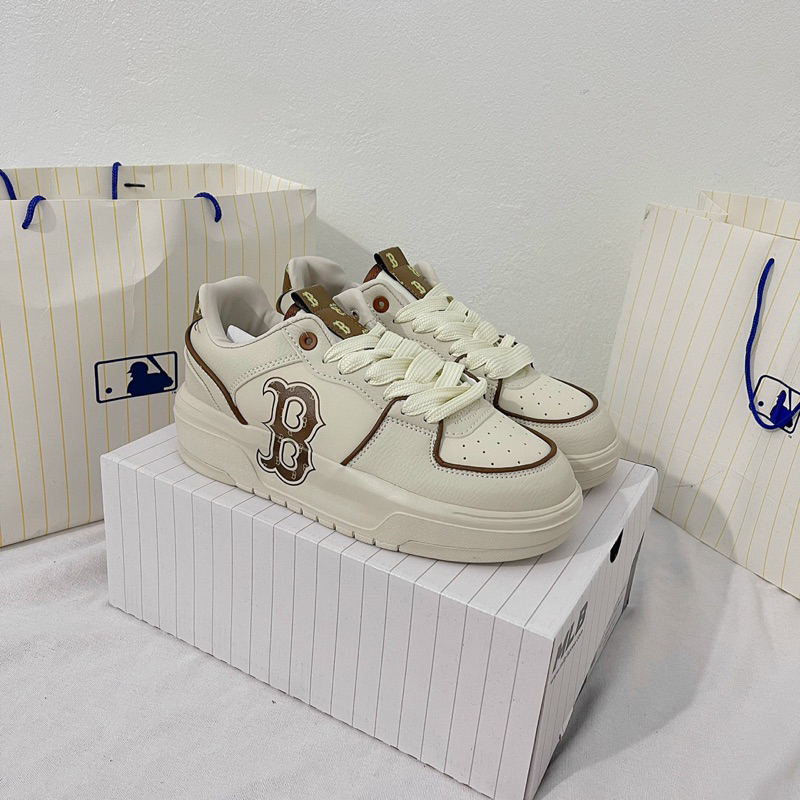 Mlbb chunkyy brown letter B sc shoes (free socks) | Shopee Singapore