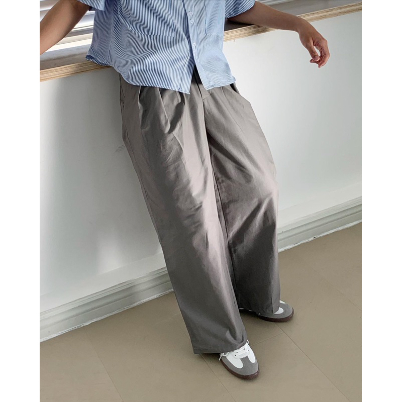 Emwi studios | Austin PANTS basic wide-legged pleated PANTS | Shopee ...